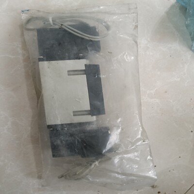 SMCVFR3210-4DZ一个，全新样子如图，用的上的--议价商品