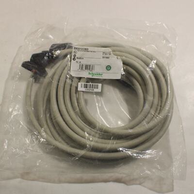 Schneider Electric BMXFCC303 Cable NEW