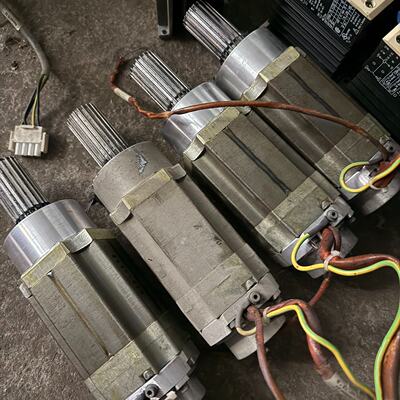 议价PickPlace Machine XAxis Motor Model 1Ft30356Az999适用