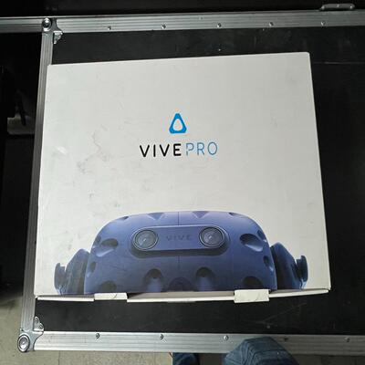询价~HTC VIVE  P110 PRO专业版头盔   型号VI