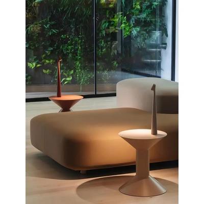 COCO 极简设计师台灯充电书房氛围灯立杆俯视造型装饰卧室床头灯