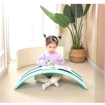 跷跷板儿童室内聪明板平衡板感统训练器材家用专注力弯曲板小