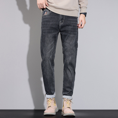 高级感黑灰色修身小脚牛仔裤