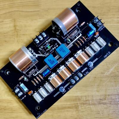 Tda7293 Pcb电路板，水平电容设计，工作室布局，经典呈现