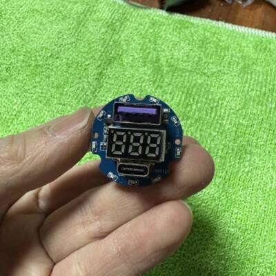 带数显车载充电器 sw3526芯片支持pd48w充电 diy用途