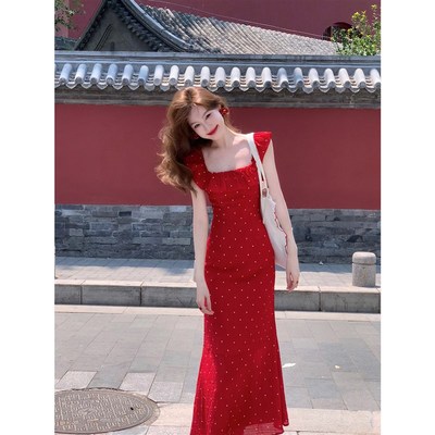 点击领10元券【奶芙草莓】法式气质甜美木耳边方领波点红色连衣裙