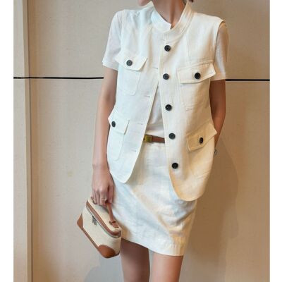 Rowan 丨高级感轻熟风立领系扣无袖白色马甲女夏季ICTZX4588