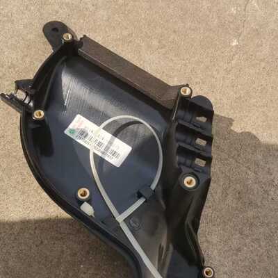 811W25424-5002汕德卡左侧线束导向槽下（宽体）