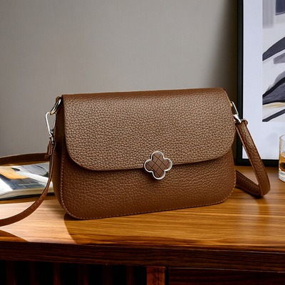 新款棕色皮质女士单肩斜挎包