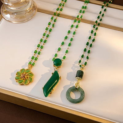 新中式祖母绿平安扣项链