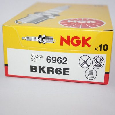 NGK火花塞BKR6E 6962适用雨燕羚羊熊猫1.3L老宝来速腾捷达高尔夫4