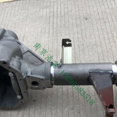 依维柯军车前桥壳 2045 2046军车 前桥 前桥壳 南汽件