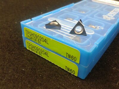 正品日本京瓷数控精镗刀片TPGH090204L TN60 TPGH090202L TN60