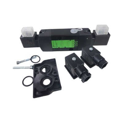 新品电磁阀SCG551A002MS   AC230V换向阀G551A002MS