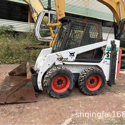 山猫S753四驱滑移装载机