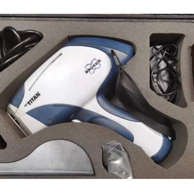 德国布鲁克S1TITAN200手持式荧光光谱仪合金元素分析仪检测仪现货