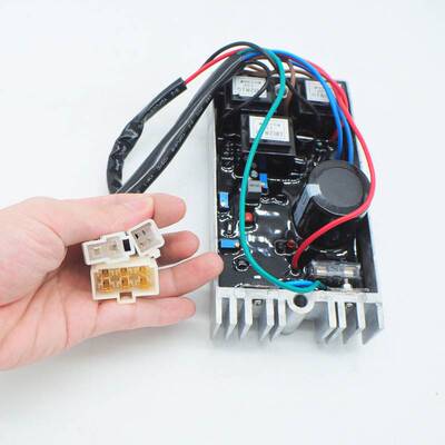 KI-DAVR 95S3 柴油发电机配件 自动电压稳压板 AVR 调节器 铝壳