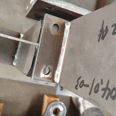 发那科弧焊焊接机器人M-10iD/8L六轴工件焊接机械手