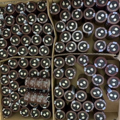 日本黑金刚390UF 450V 原装化工450V390UF电解电容直径2550mm