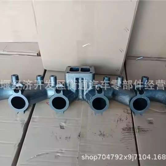 康明期发动机排气管6CT工程机械排气歧管3906741