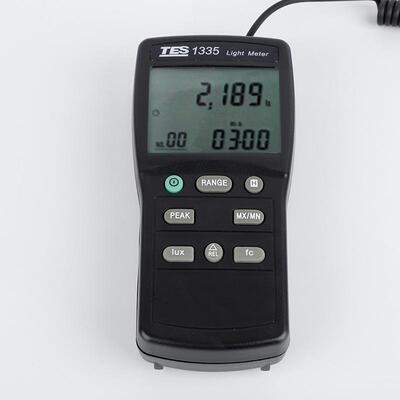 式数字照度计TES1339专业照度表高精度电子数值光度计供应