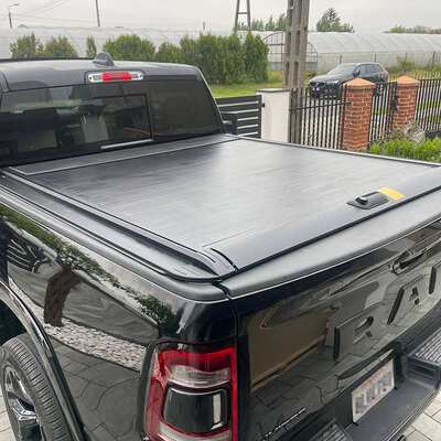 跨境ram 1500 f150 ranger tundra hilux dmax triton皮卡卷帘盖