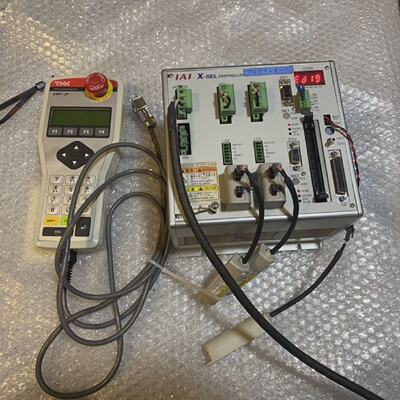 IAI XSELJ2150A150AN1EEE21SP THK DIGITAL OPERATING BOX OP2