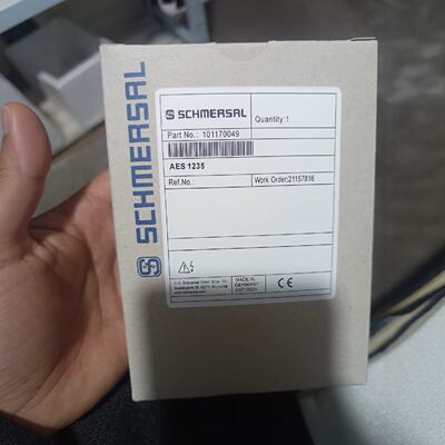 议价SCHMERSAL施迈赛安全继电器AES1235订货号101170049全新正品