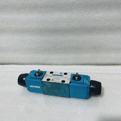 VickersDG4V32NHMU1B6电磁阀操作定向阀110120V