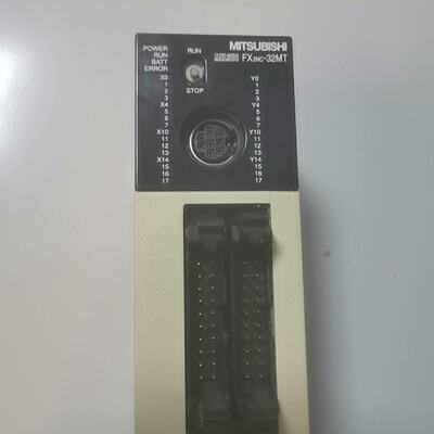 FX2NC32MTPLC成色还可以标价实价功能议价及维修！