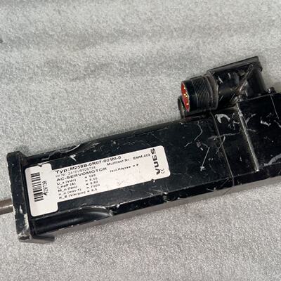 议价VUES伺服电机M258B0R07001M0可维修