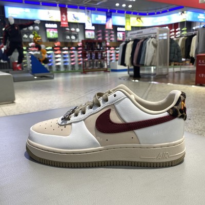 正品耐克NIKE女款休闲板鞋