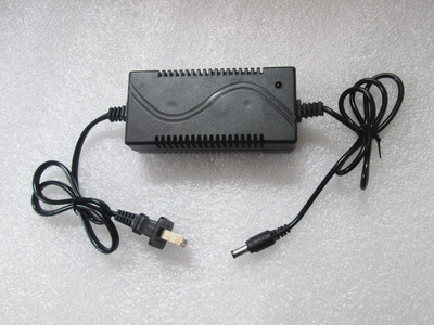 智能12V2A圆孔充电器 12V2000MA圆头充电器 12V蓄电池