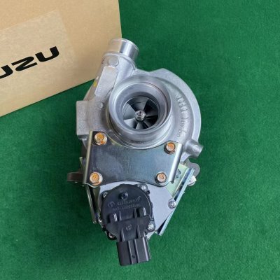 五十铃庆铃700P 4HK1发动机 RHF55V涡轮增压机增压器