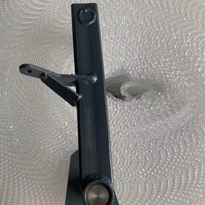 潍柴雷沃RG50/60跨区版 精钢版收割机配件粉碎机张紧支架总成装配