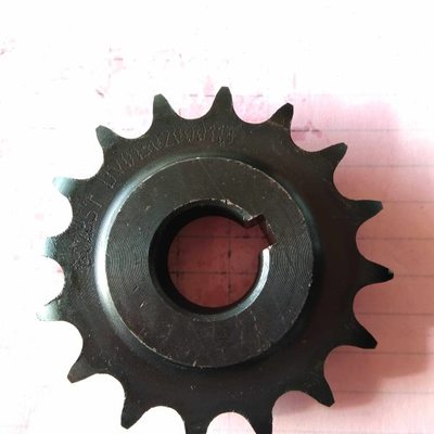 福田雷沃水稻收割机原厂配件RG40RG50链轮16齿