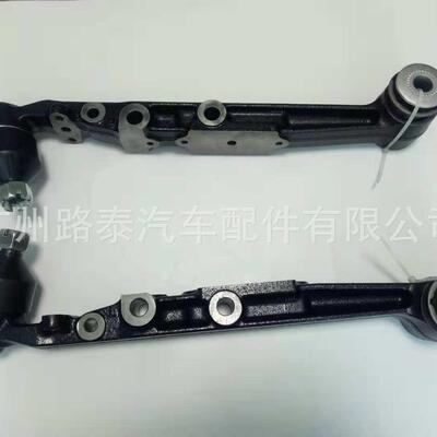 适用于考斯特2001-2019下控制臂右边48605-39015