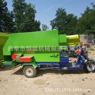 羊电动料机双侧出料三轮撒料828牛车自动投抛撒车