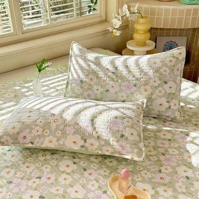 20奢2533603285爆款轻赫本亲肤朵棉云系印花单品列-床盖夏被四件