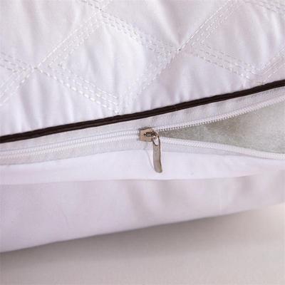 选直销柔软毛亲NWA肤情长侣款绗缝双人磨枕羽丝绒等身长严条抱枕