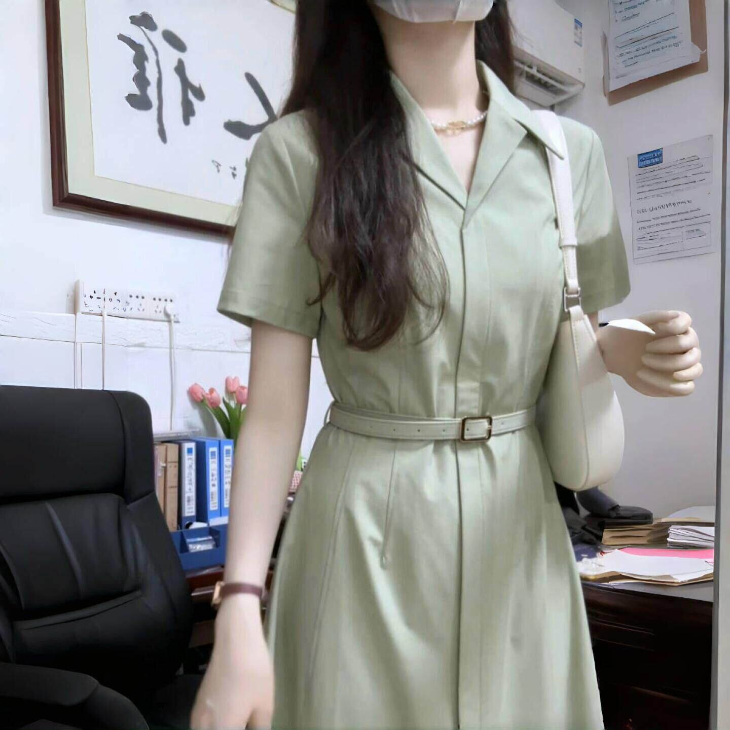 曼品质高级感绿色polo领衬衫连衣裙子女装夏季2026新款通勤穿搭收