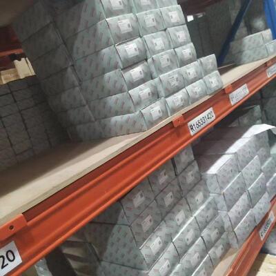 经销Rexroth力士乐直线滑块R165351410 R18242232X R180525331