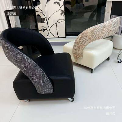 感家溜用KWN溜凳滑轮子万向轮小凳子可移动沙发椅坐客椅厅凳