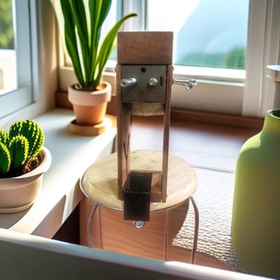 家用动不木锈钢手对辊麦芽粉碎机RCF压扁破碎机木质漏斗小型质家