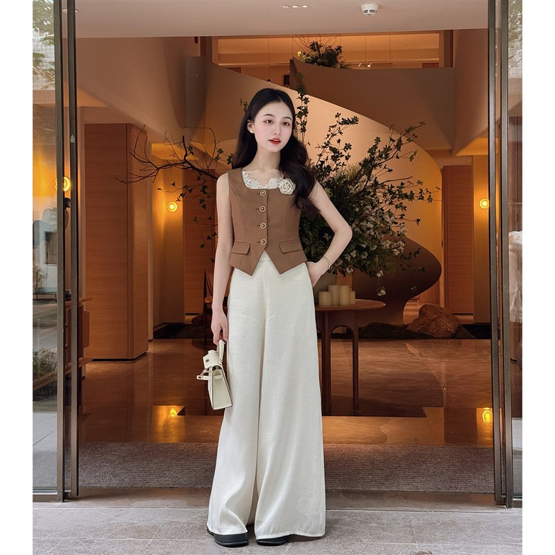 【珍妮旅途】小娜椒小个子法式蕾丝拼接方领上衣休闲裤时尚套装女