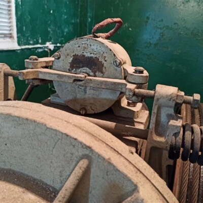 东芝电梯TM40E/30B主机单臂抱闸改造双推抱闸制动器单推改新国标