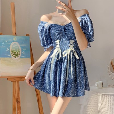 泳衣女甜美收腰裙式显瘦遮肚连体保守泡温泉泳装小清新碎花泡泡袖