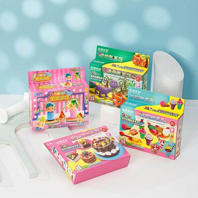 Boys and Grls gft Plastcne clay tran colored clay