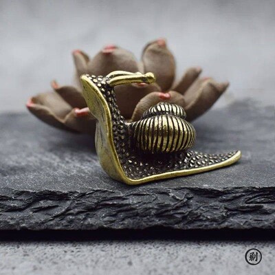 Vintage Pure Copper Pet Tea Snail Ornament, Mini Snail