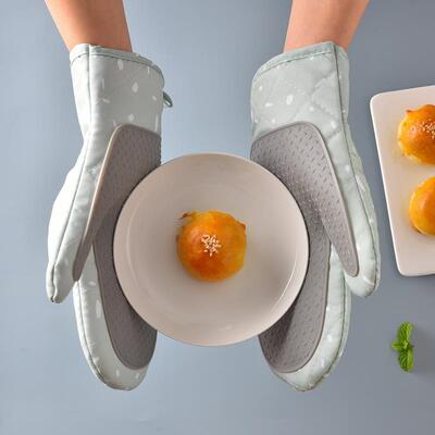 Heat insulation gloves high temperature and heat resistance